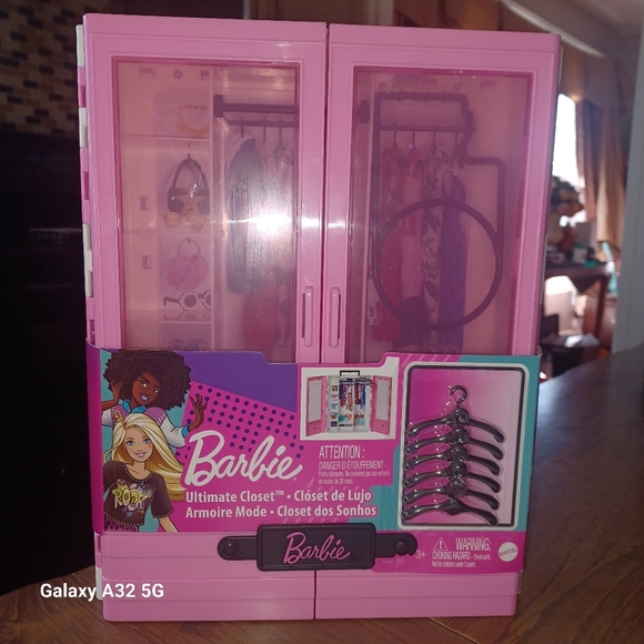 Mattel | Toys | Barbie Ultimate Closet Armoire Mode With Hangers ...